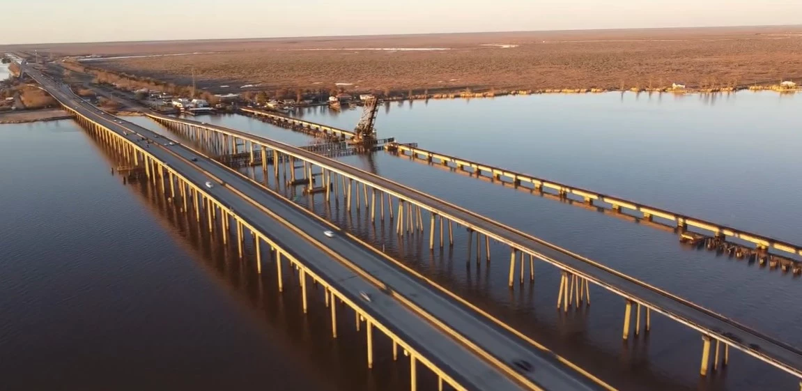 Exploring the Haunted Manchac Swamp Bridge - Amazinations