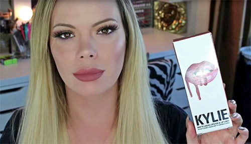 Meet Stephanie Nicole, the YouTube Beauty Blogger Who Isn't Afraid to ...