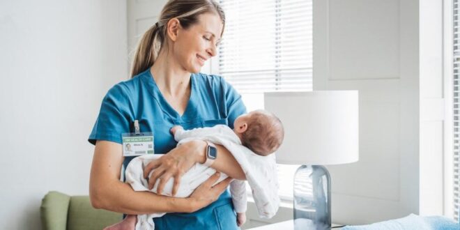 How do neonatal nurses help new parents? - Fit Netion