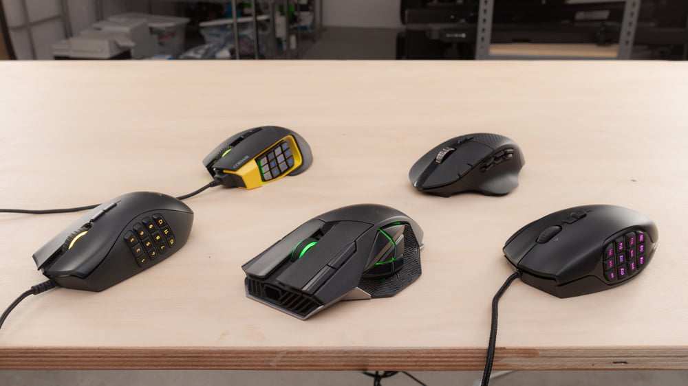 Gaming Mouse with Side Button - Gaming Blog X