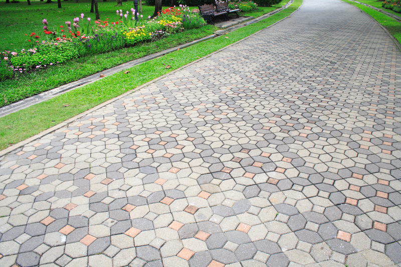 Garden Flooring: The Perfect Flooring for Your Backyard - Mansion Flip