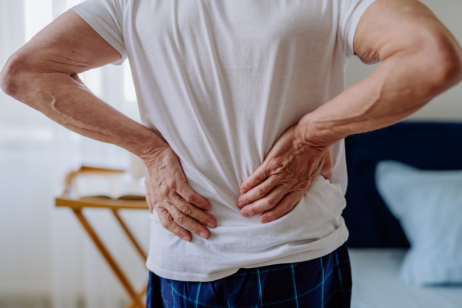 Types Of Back Pain You Should Never Ignore - Meds Chrome
