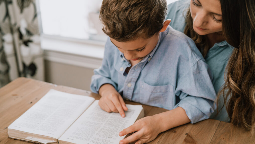 How to Teach Children Bible Verses, Simple and Fun - Study Noun