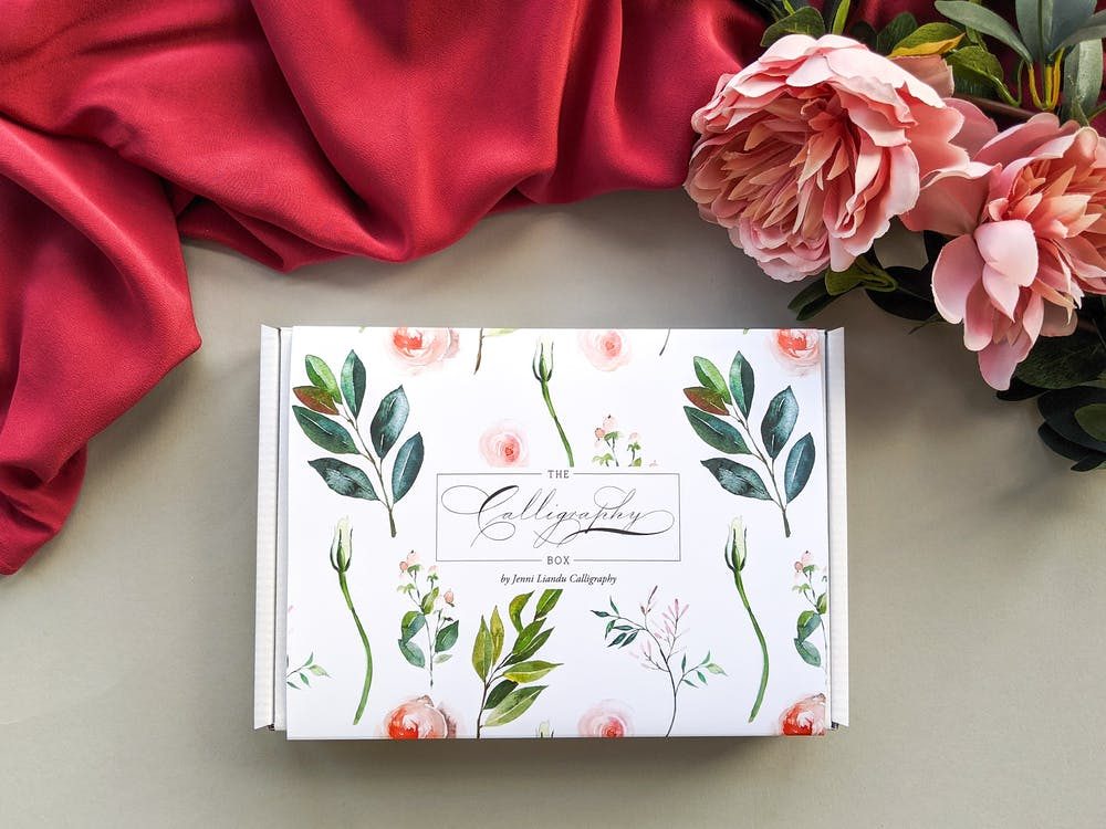 The Creative Possibilities of an Arts and Crafts Box - Travel Knowledge