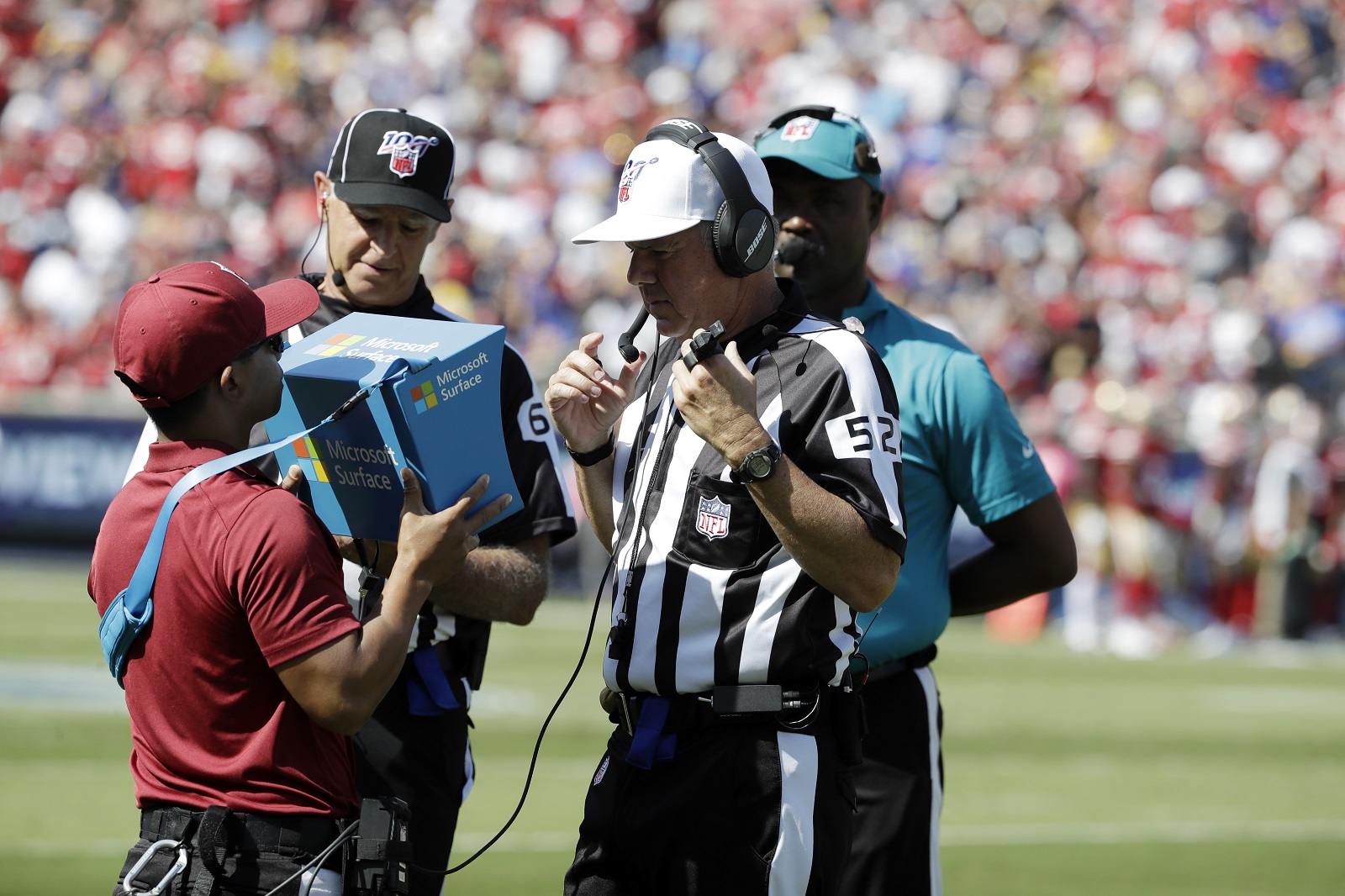 A Look at NFL Replay Technology - Trend n Tech