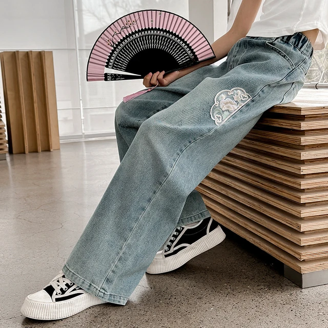 7 Timeless Ways to Rock Denim Trousers Effortlessly - Wide Info